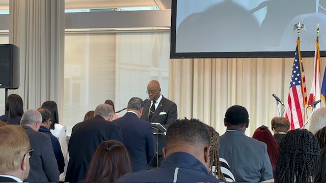 Archbishop Allen Wiggins Leads Invocation At Orlando’s Oath Of Office ...